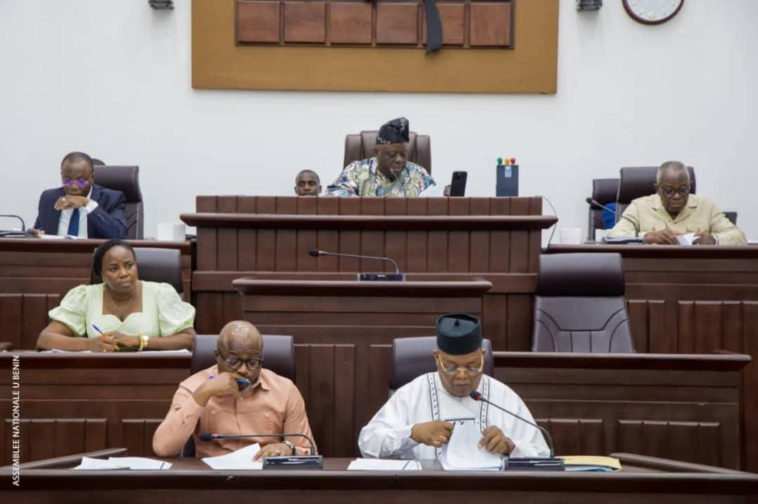 Budget National 2026 : Le Bénin Adopte à l'Unanimité une Loi de ...