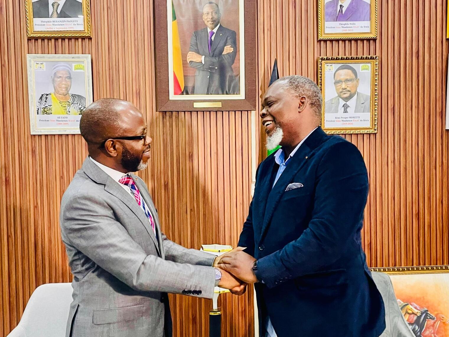 Audience à la HAAC du Bénin : Édouard LOKO et Conrad GBAGUIDI explorent ...